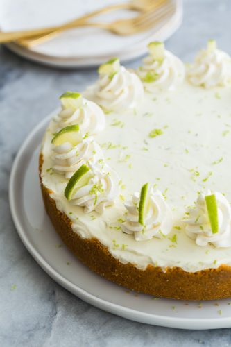No Bake Key Lime Cheesecake | The Recipe Critic