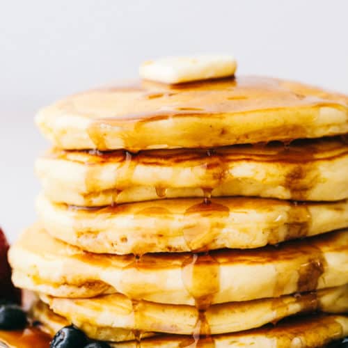 Fluffy Pancakes (Quick and Easy!) | The Recipe Critic