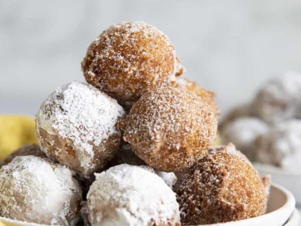 Easy Homemade Donut Holes | The Recipe Critic