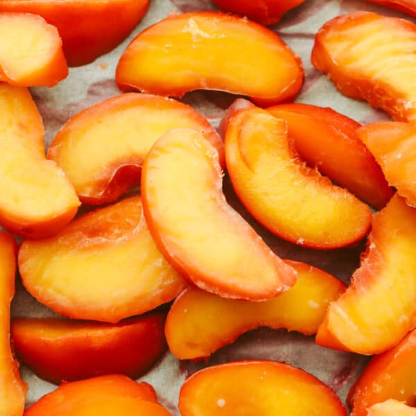 How to Freeze Fresh Peaches for all Year Round | The Recipe Critic