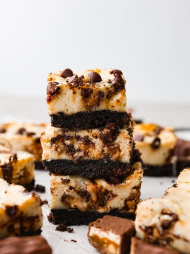 Snickers Cheesecake Bars | The Recipe Critic