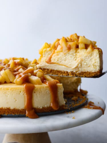 Caramel Apple Cheesecake | The Recipe Critic