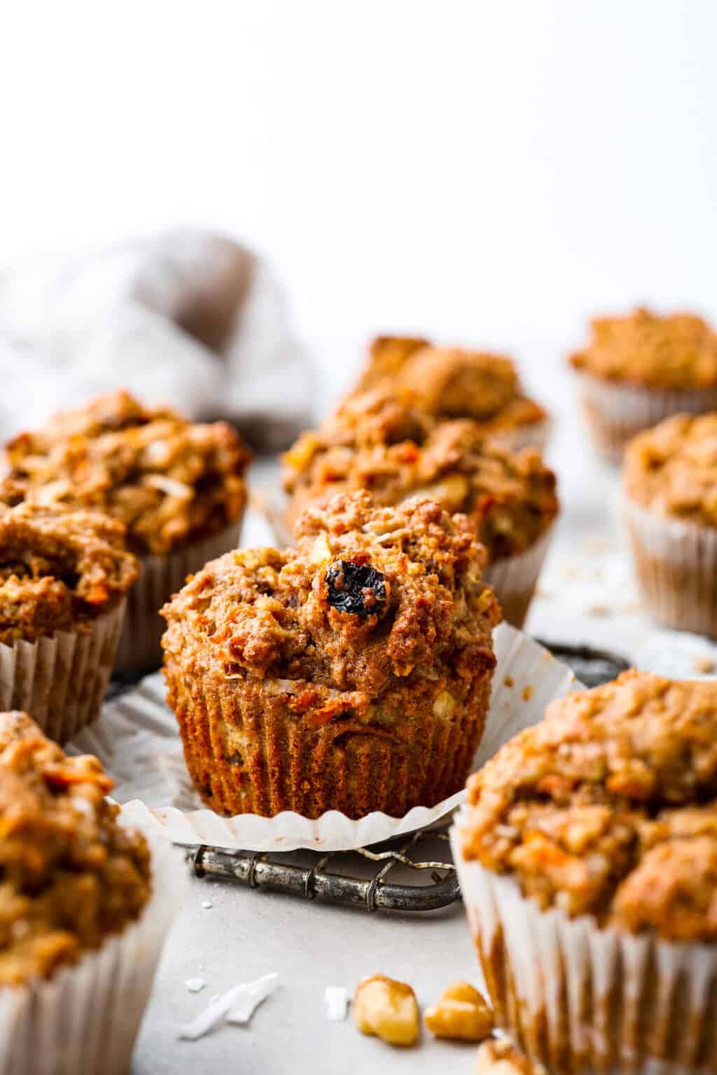 Apple Crumb Muffins | The Recipe Critic