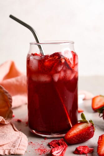 Copycat Starbucks Strawberry Acai Refresher | The Recipe Critic