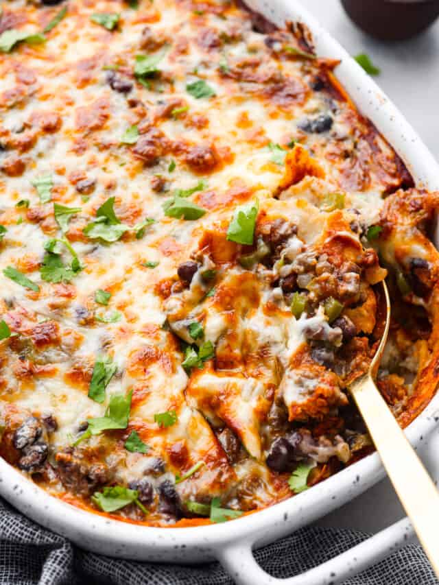 Enchilada Pie (Enchilada Casserole) | The Recipe Critic