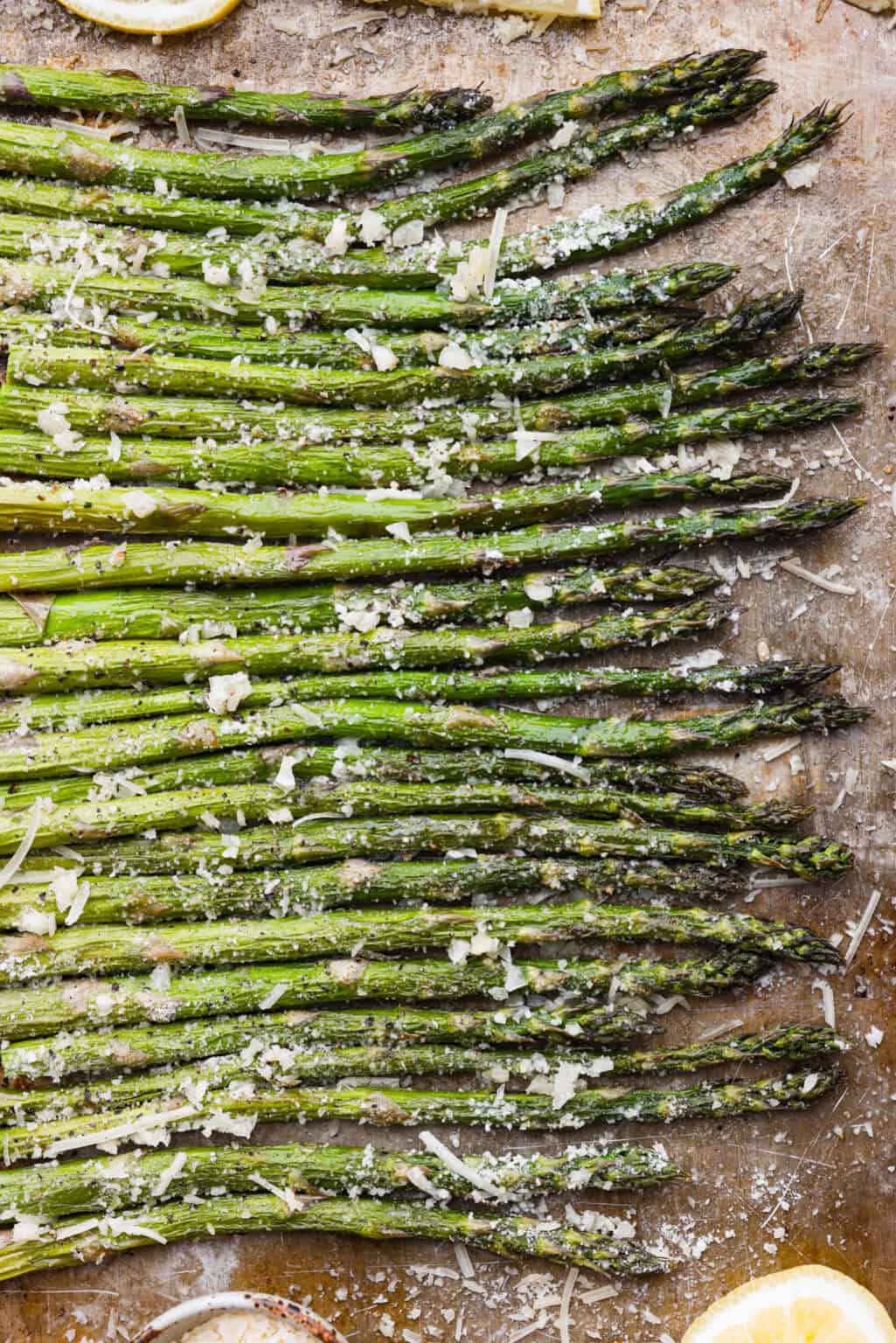 Roasted Lemon Parmesan Garlic Asparagus | The Recipe Critic