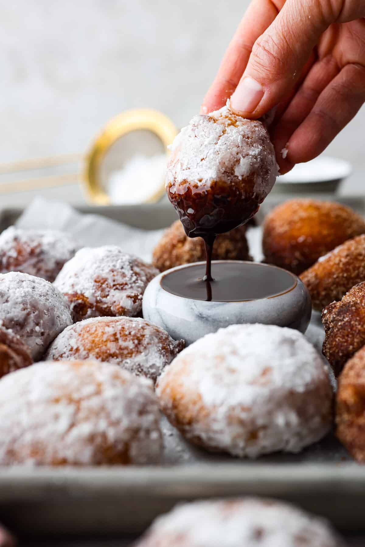 Zeppole (Italian Donuts) | The Recipe Critic