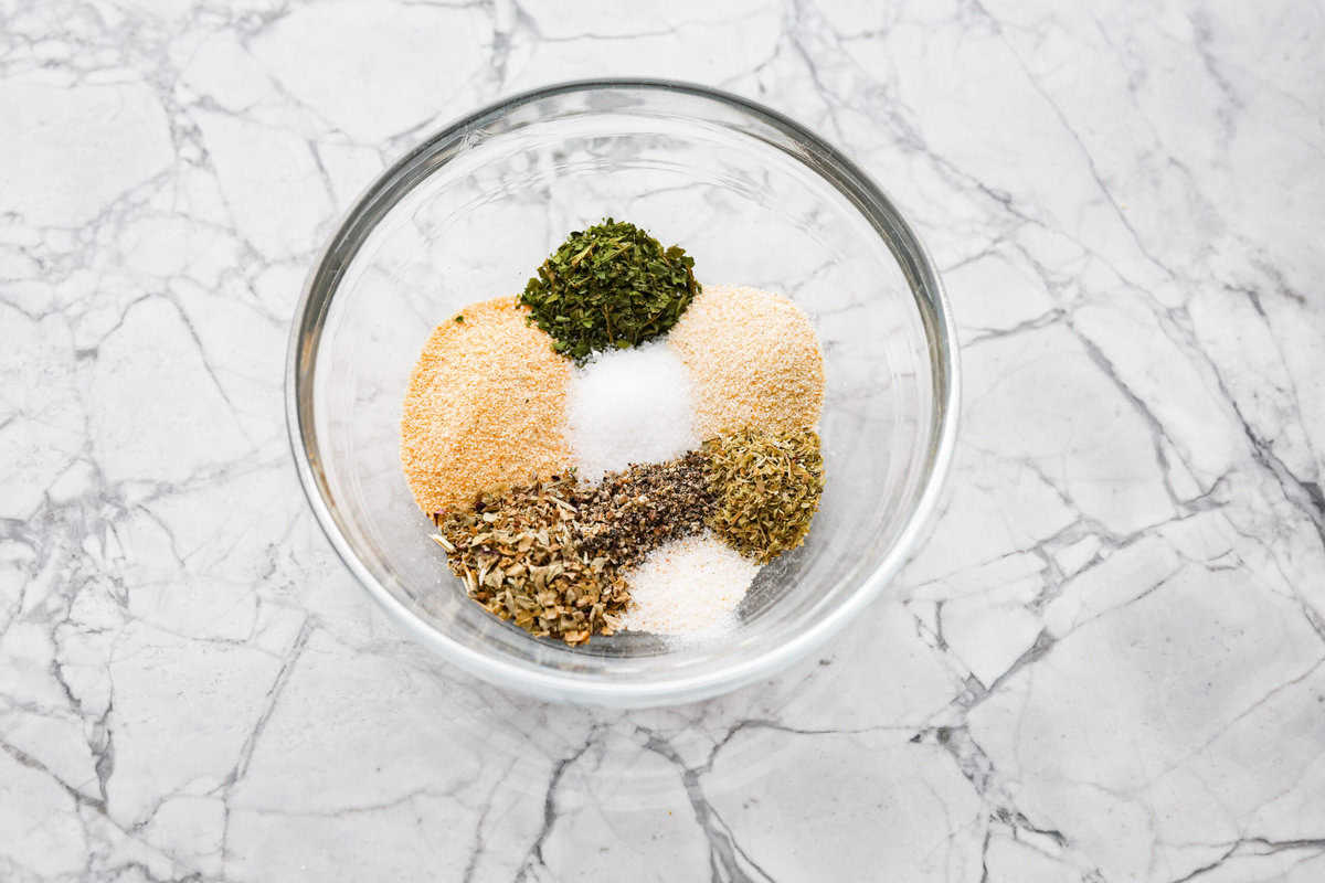 Homemade Garlic Herb Seasoning | The Recipe Critic