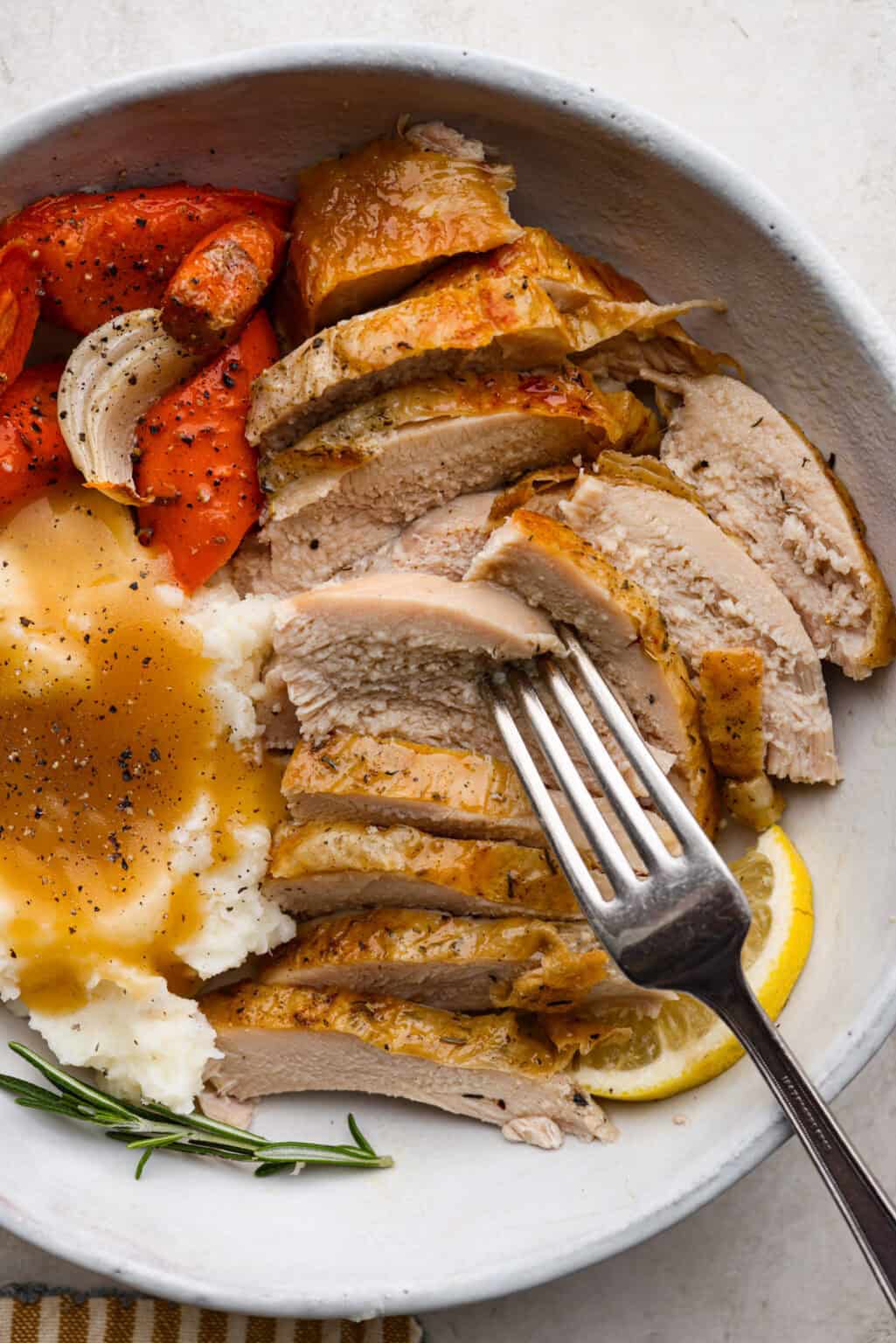 How To Dry Brine Turkey | The Recipe Critic