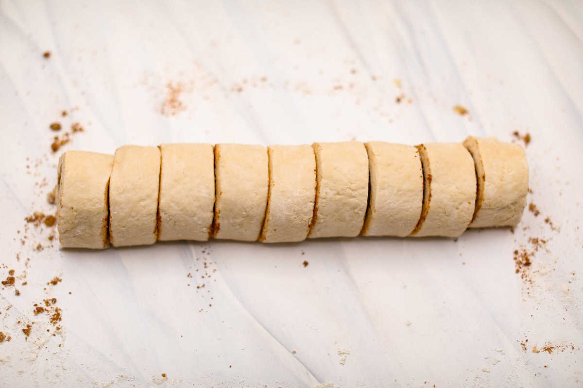 Easy Biscuit Cinnamon Rolls | The Recipe Critic
