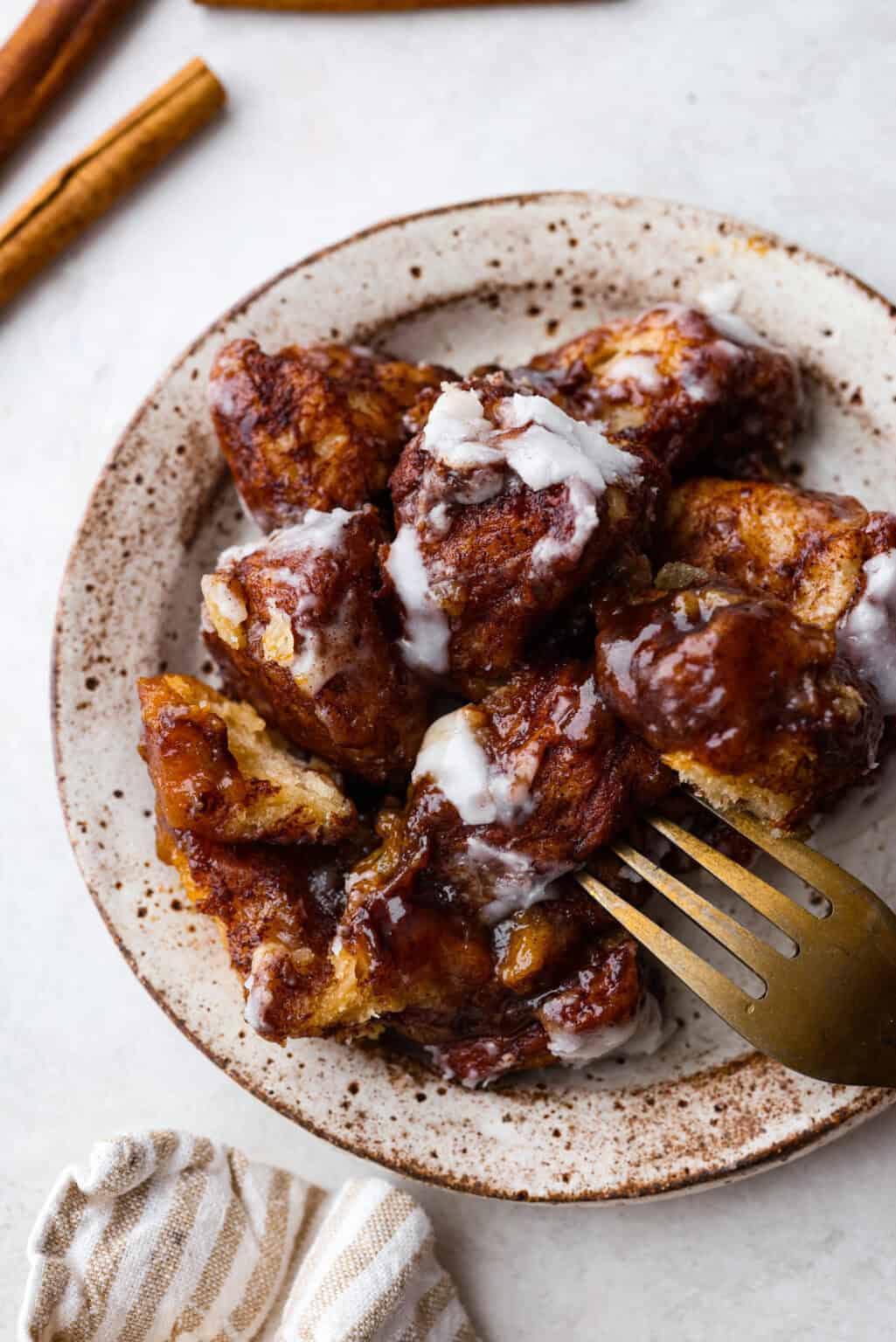 Crockpot Monkey Bread | The Recipe Critic