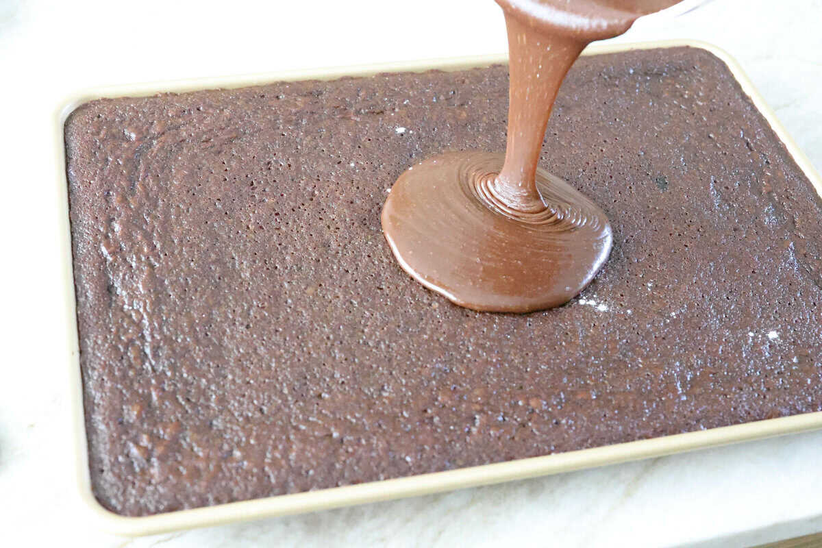 Dr. Pepper Sheet Cake Recipe | The Recipe Critic