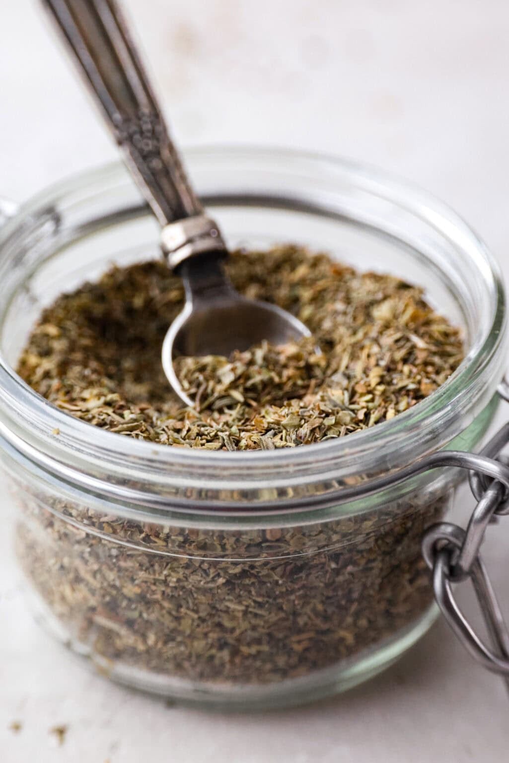 Homemade Italian Seasoning | The Recipe Critic