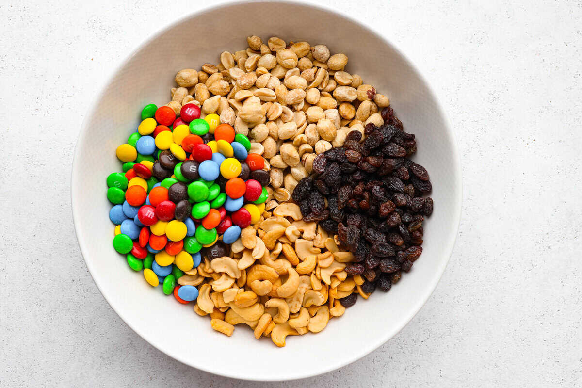 5-Minute Easy Homemade Trail Mix Recipe | The Recipe Critic