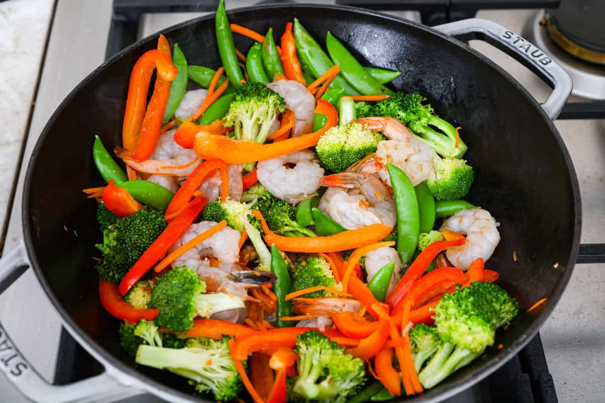 20 Minute Garlic Shrimp Stir Fry - Well-Health Lifestyle Magazine