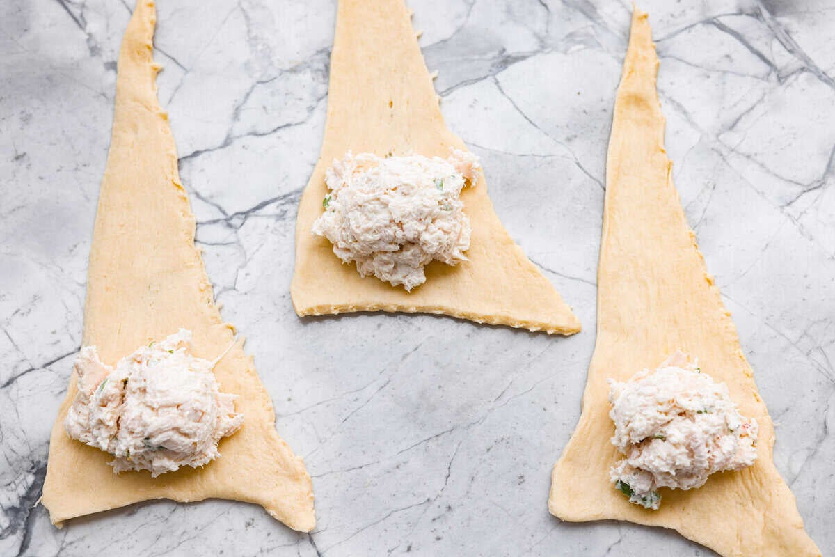 Chicken Pillows Recipe (Creamy Chicken Crescent Rolls) | The Recipe Critic