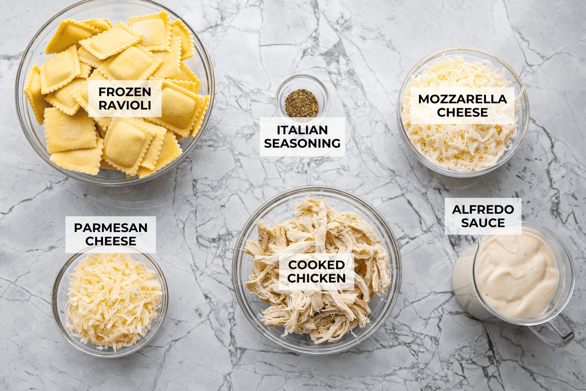 Chicken Alfredo Ravioli Casserole (Easy Cheesy Dinner Bake) | The ...