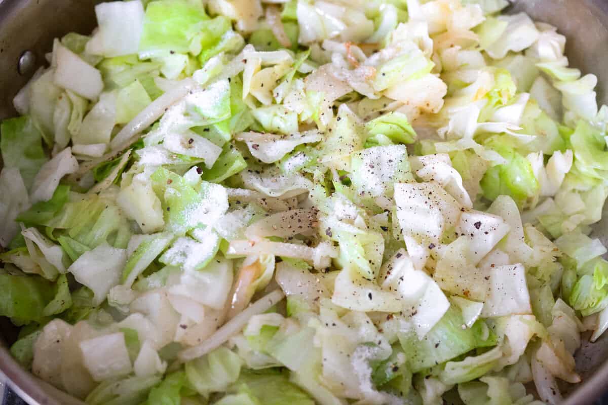 Southern Fried Cabbage with Bacon | The Recipe Critic